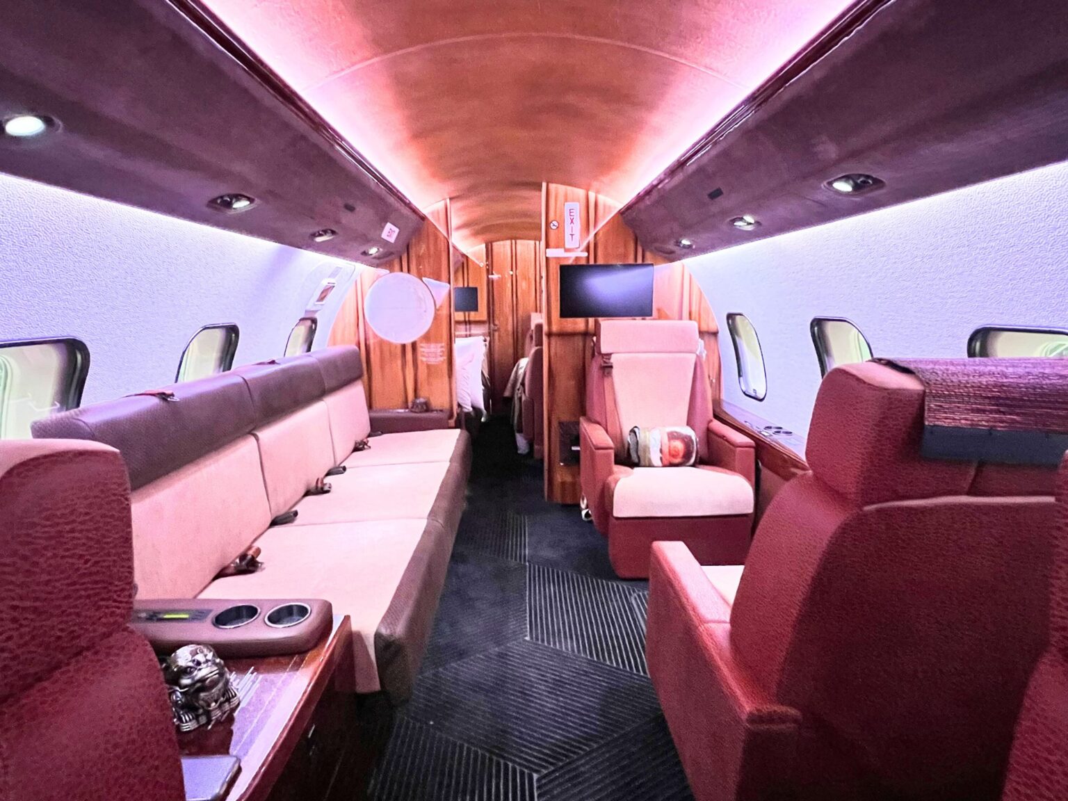 Global Express Charter | Rates and Charter Cost by Inquire
